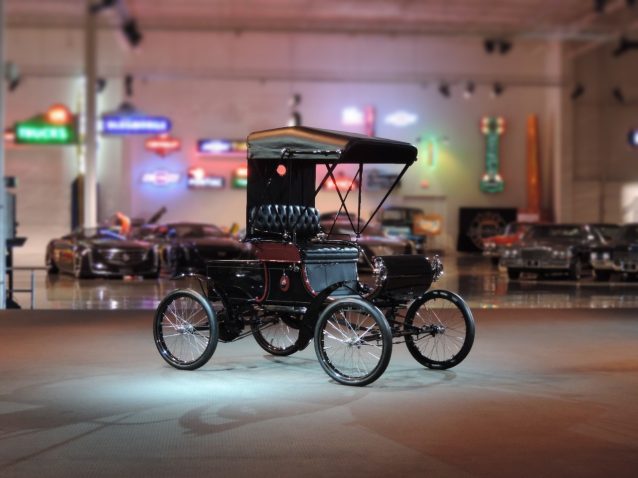 1903 Oldsmobile Curved Dash Runabout | General Motors